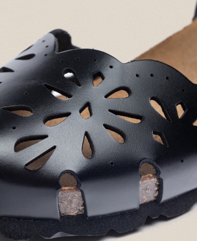 Yokono Monaco 047 women's die-cut leather sandals